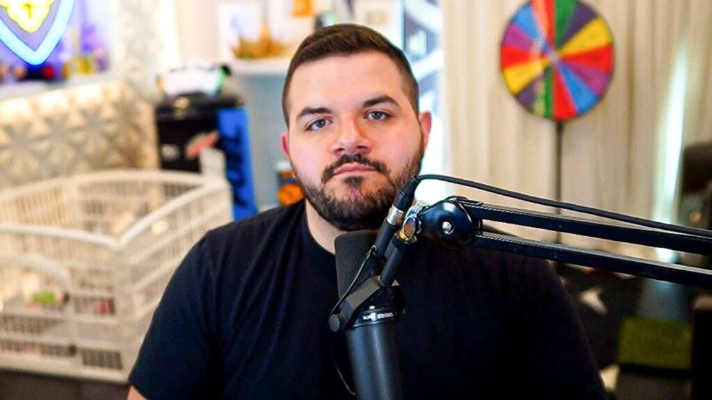 ¿CouRageJD tuvo una ruptura? La pareja de las redes sociales desaparece ...