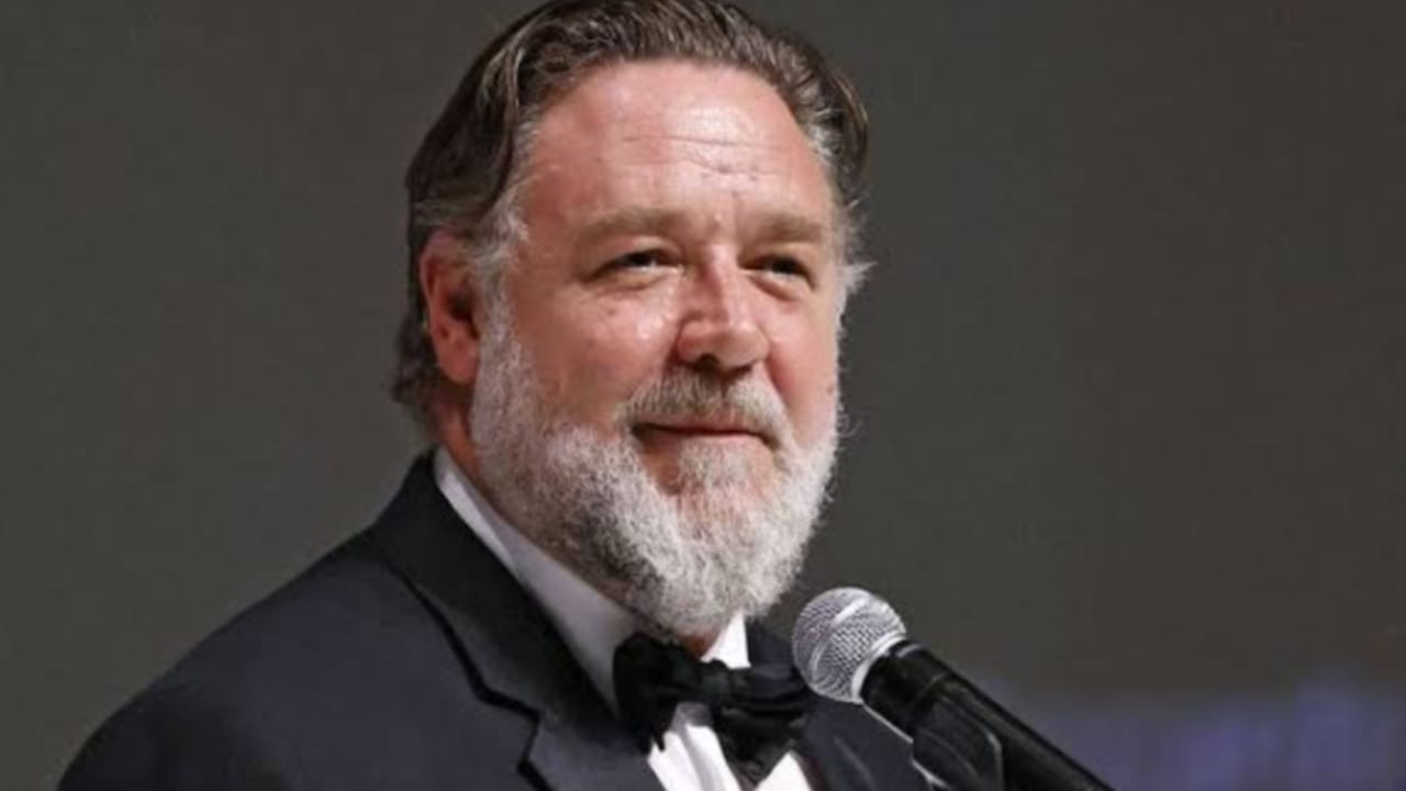 Russell Crowe Net Worth - OtakuKart - En El Ajo En El Ajo